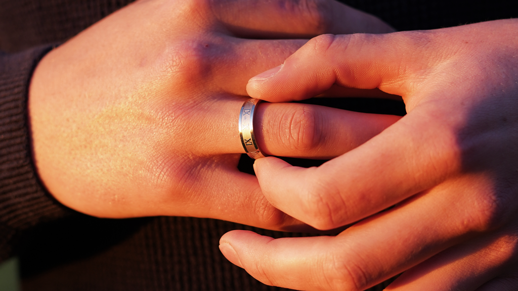 Titanium Rings – Tocknell Engravers